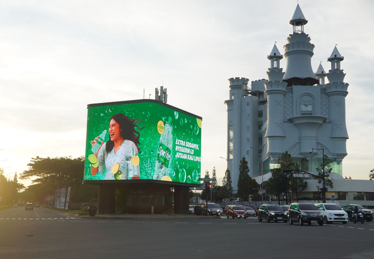 LED Iconic BSD sebagai Media Iklan BSD yang Bold dan Efektif
