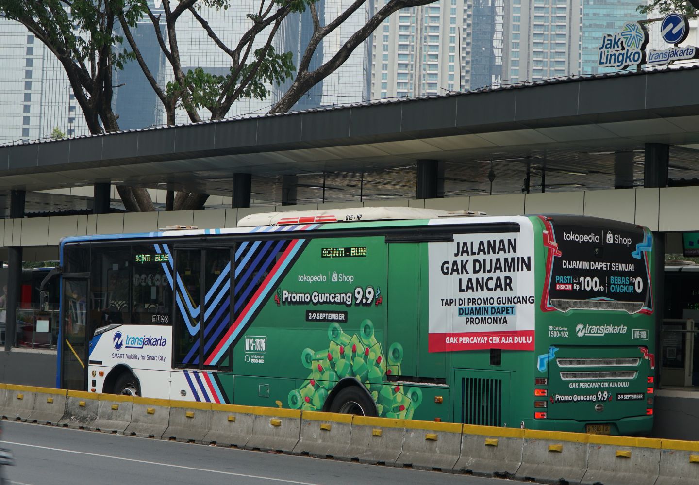 Bus Stop Shelter Advertising: A Creative Strategy
