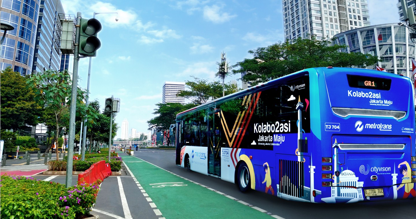 TransJakarta Bus Advertising - City Vision