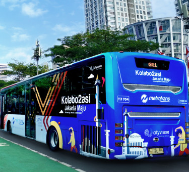 TransJakarta Bus Advertising - City Vision