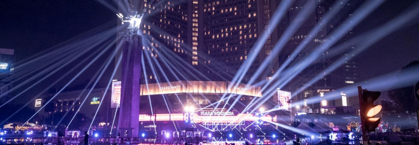 Light Show: An Effective Promotional Tool for Businesses