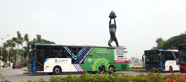 What is Bus Advertising? A Guide to Effective Marketing