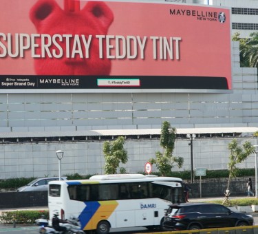 Outdoor Advertising Ideas to Grab the Public's Attention.