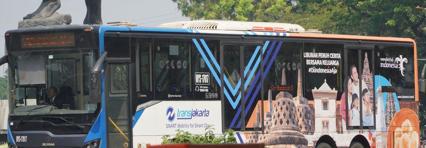 Iklan Transit Bus, Solusi Efektif Menarik Perhatian Publik